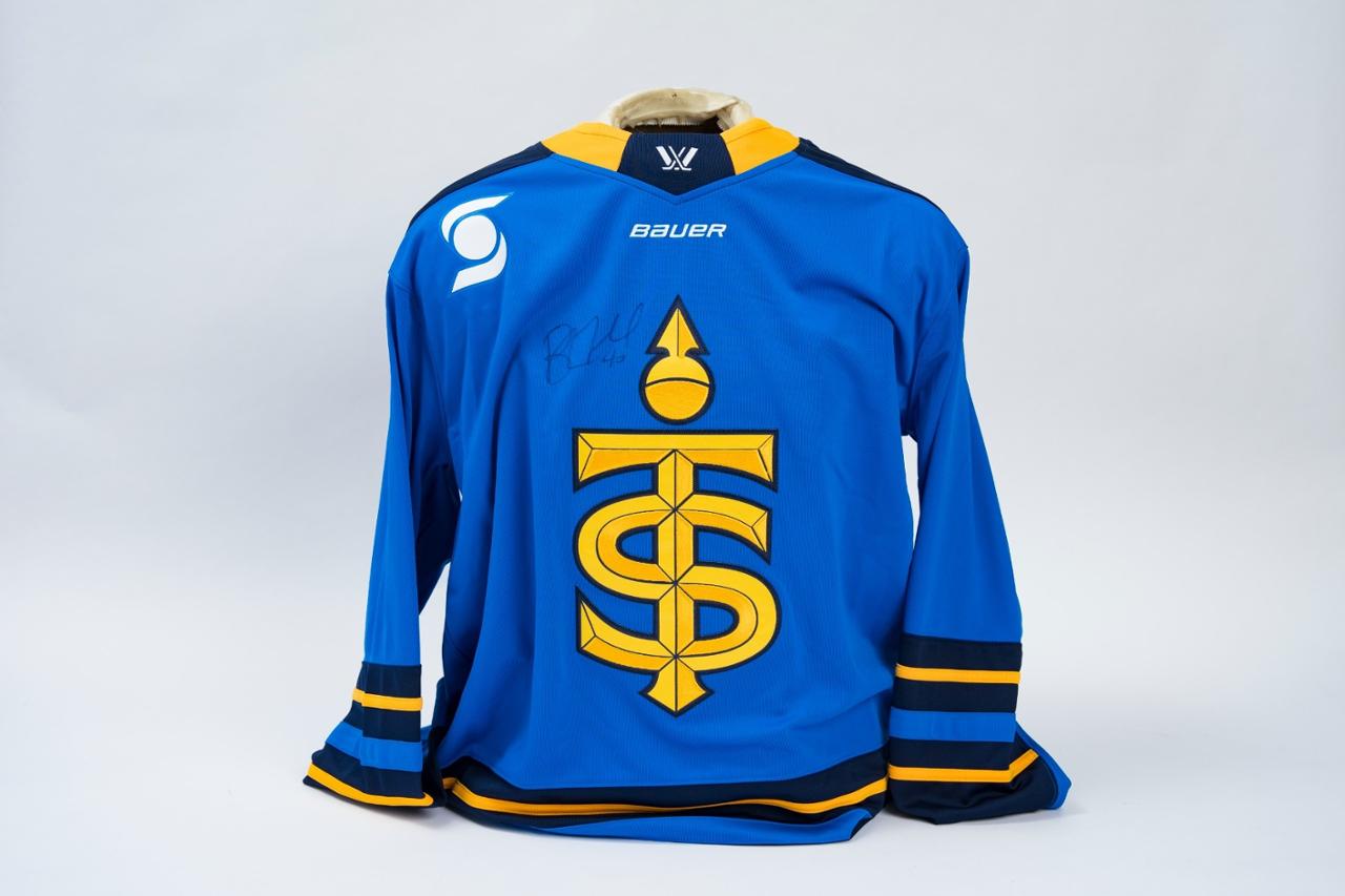 Autographed Turnbull Toronto Sceptres Jersey | Powered by Givergy