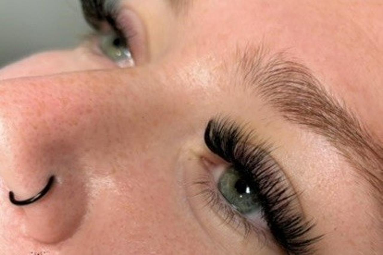 Lash Out Loud Experience Valued at $500 | Powered by Givergy